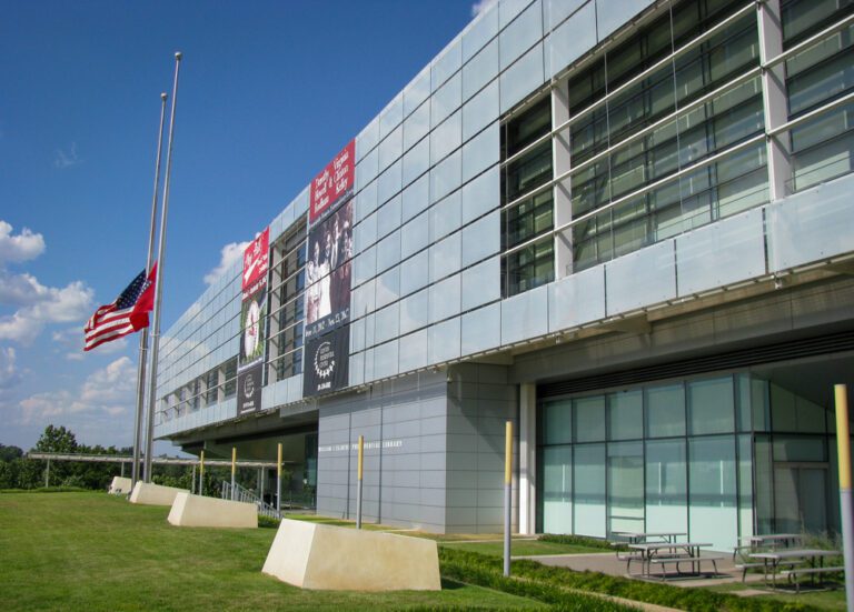 Clinton Presidential Center - Amazing America