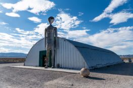 Alien Research Center - Amazing America