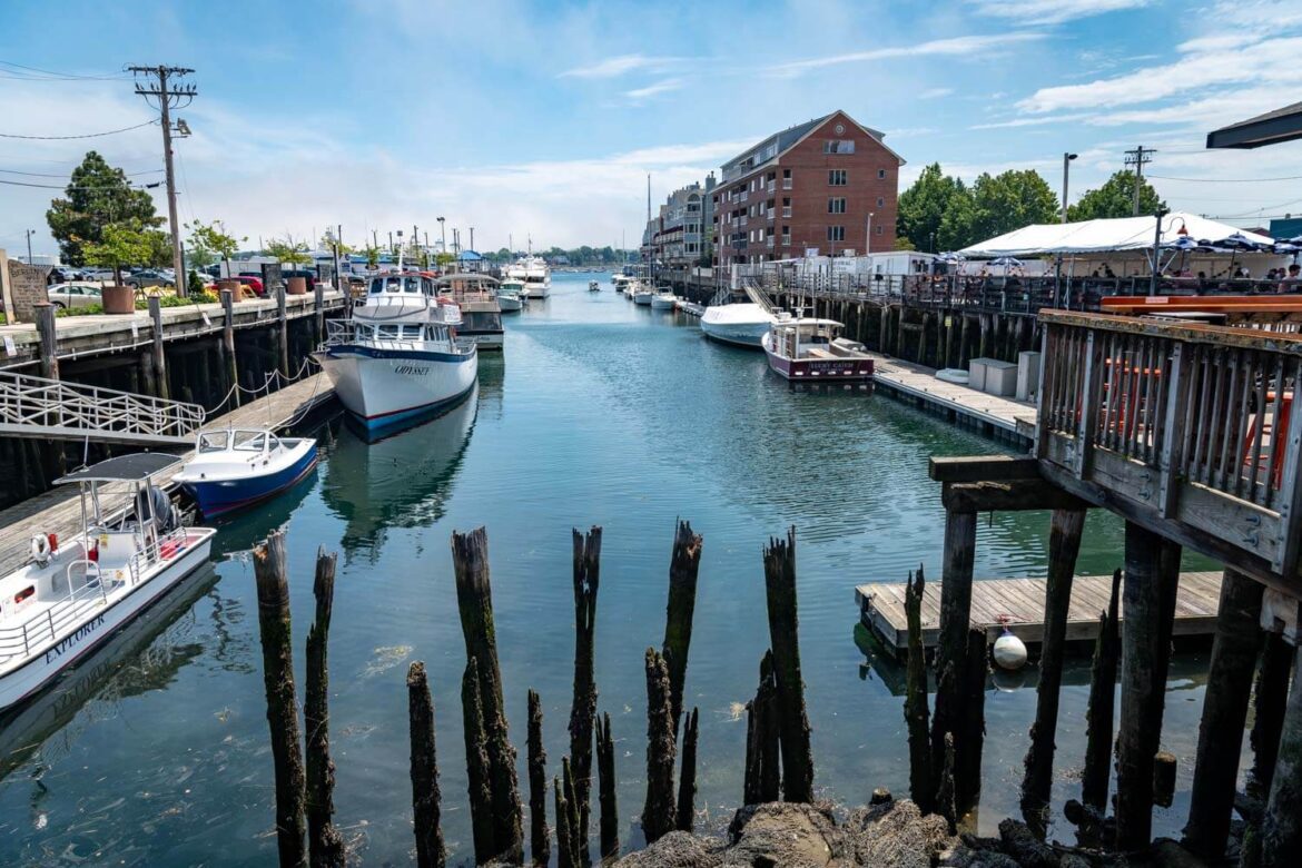 Roaming Coastal Maine: Lobster, Lighthouses and Acadia National Park ...